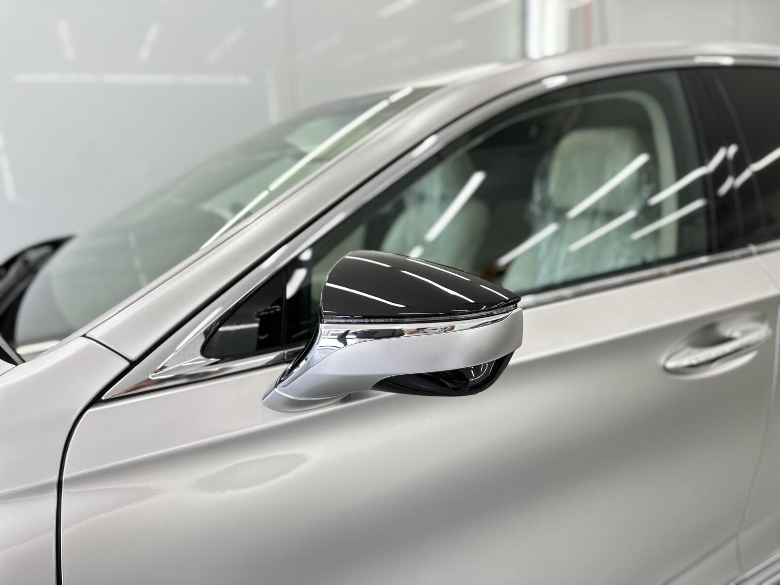 OPカラー!LS500hに全面マットプロテクションフィルム施工